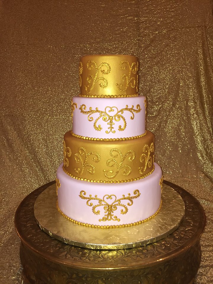 Wedding_Cake_321_55fd79a8b45bd - Baker's Man Inc